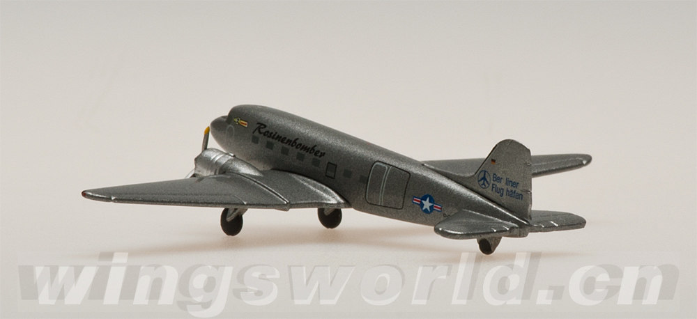 523646 Air Service Berlin Douglas DC-3 D-CXXX Herpa 1:500 -飞机模型世界