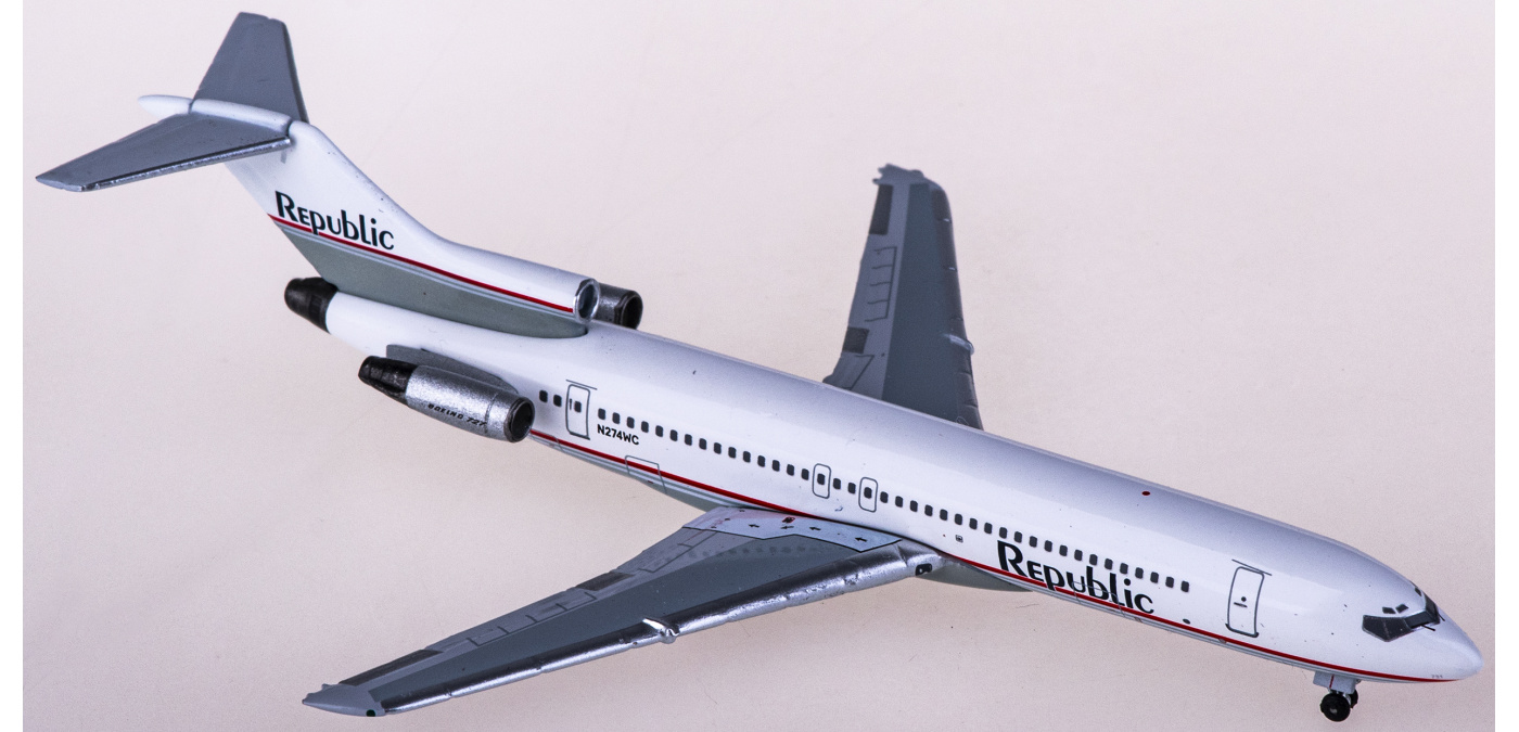 AC411052 Republic Boeing 727-200 N274WC Aeroclassics 1:400 -飞机模型世界