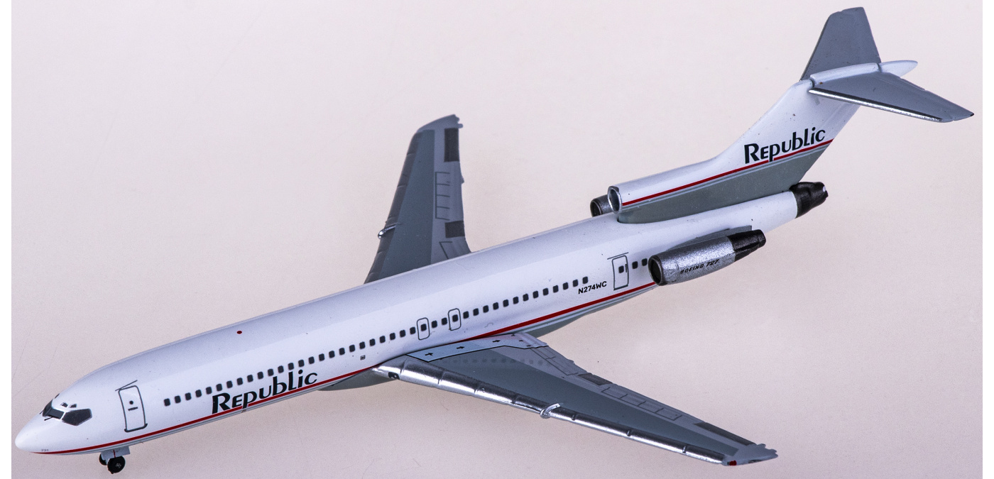 AC411052 Republic Boeing 727-200 N274WC Aeroclassics 1:400 -飞机模型世界