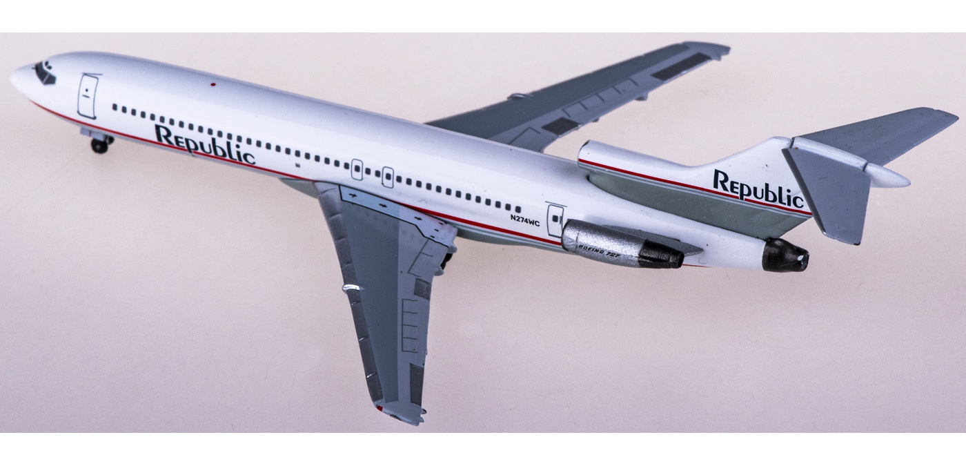 AC411052 Republic Boeing 727-200 N274WC Aeroclassics 1:400 -飞机模型世界