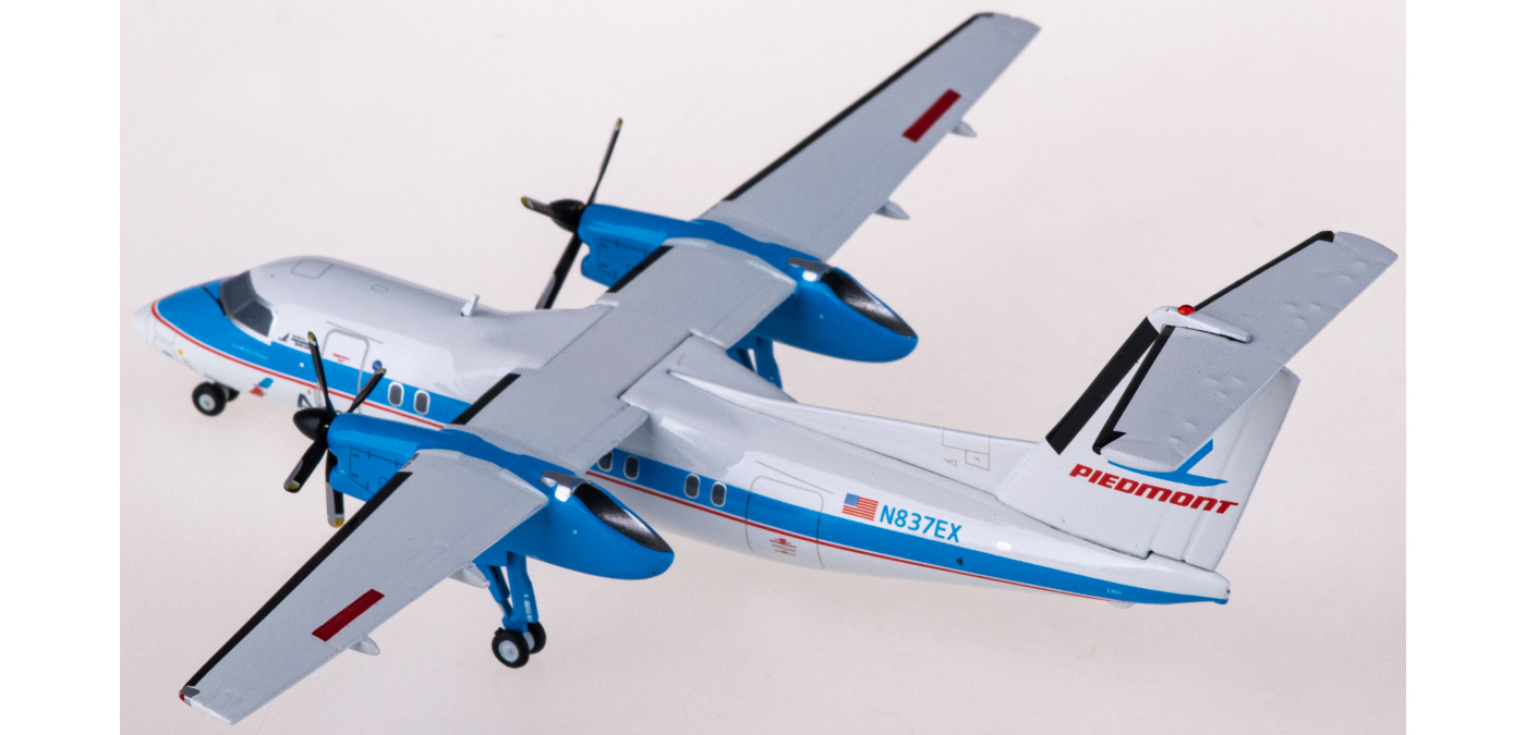 G2AAL939 American Airlines 美国航空 Bombardier Dash 8 Q100 N837EX ...