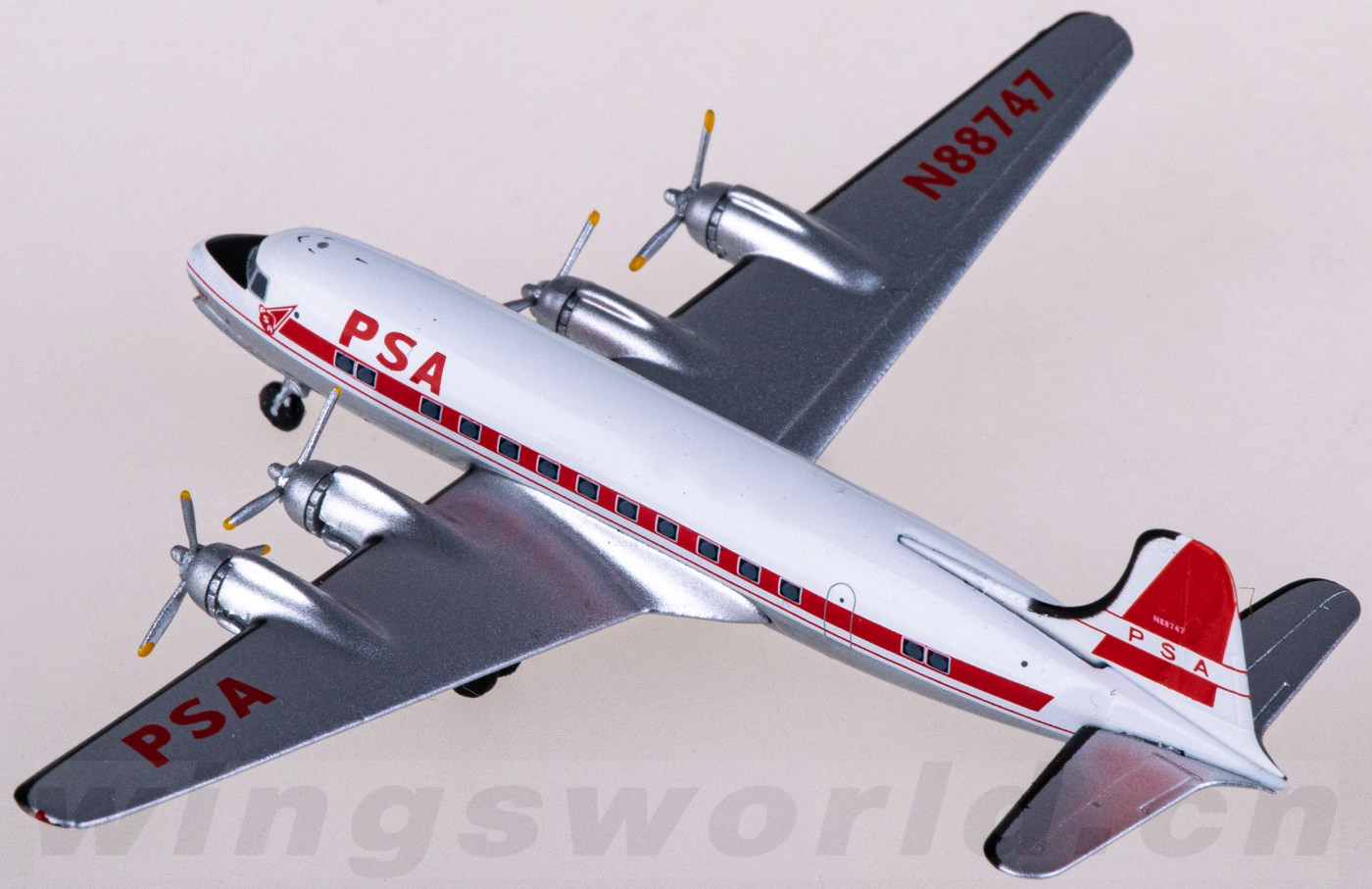 AC411322 PSA Douglas DC-4 N88747 AeroClassics 1:400 -飞机模型世界