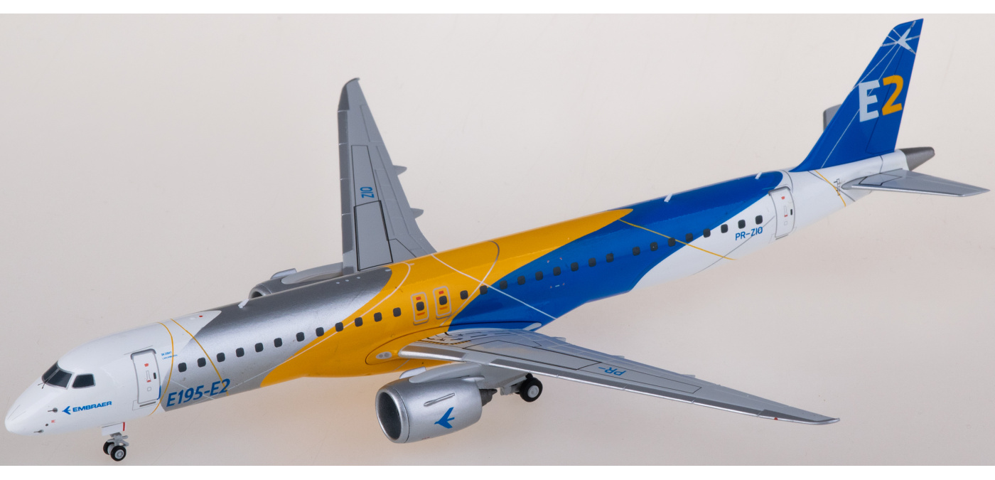 572842 Embraer ERJ-195E2 PR-ZIQ Herpa 1:200 -飞机模型世界