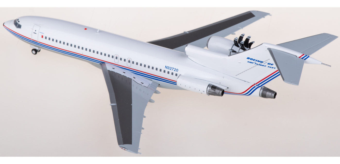 XX20413 Boeing 727-100 N32720 JC Wings 1:200 -飞机模型世界