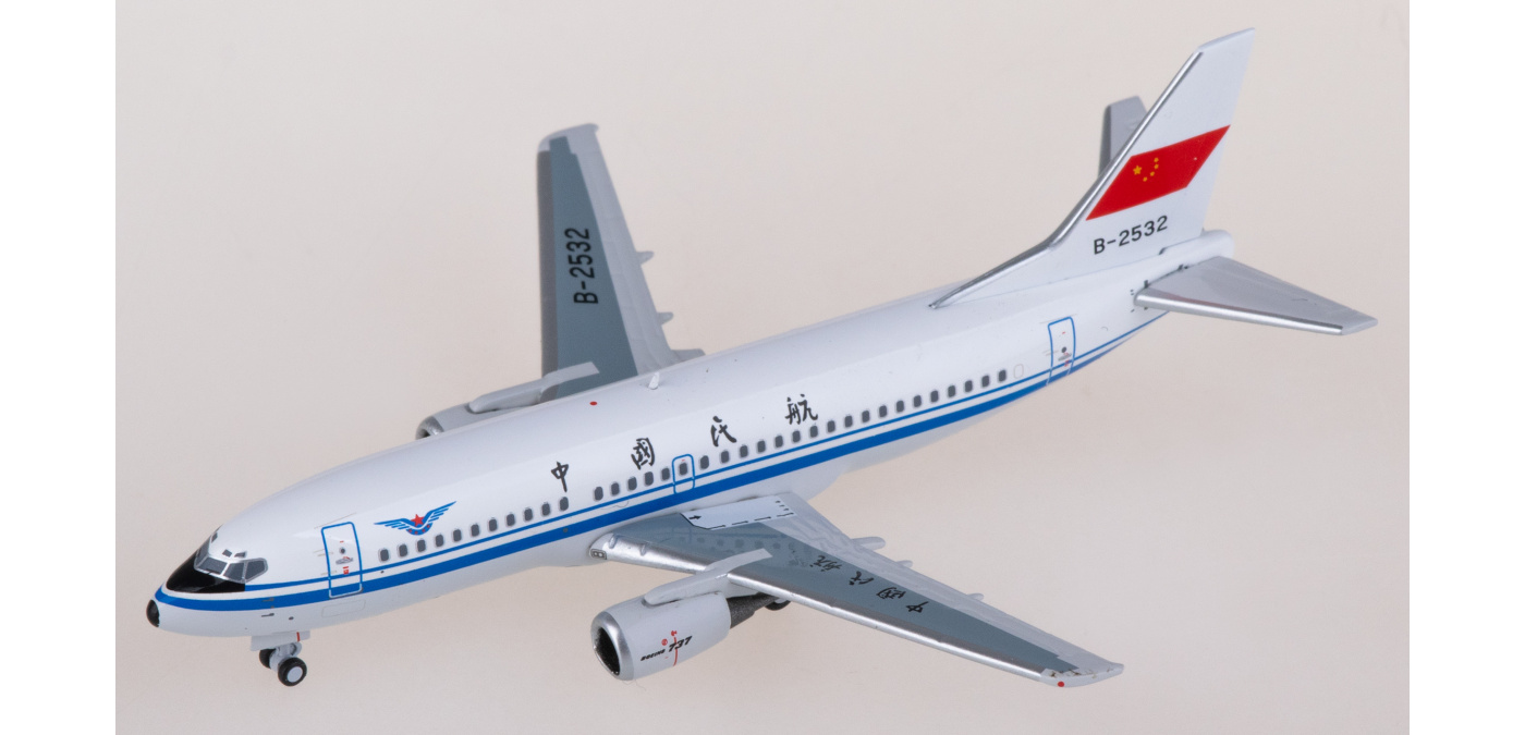C0031 CAAC 中国民航 Boeing 737-300 B-2532 C Model 1:400 -飞机模型世界