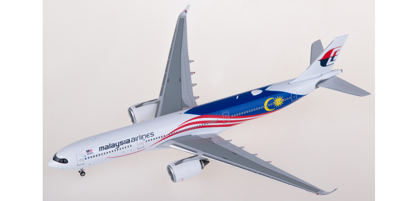 PH11926 Malaysia Airlines 马来西亚航空 Airbus A330-900neo 9M-MNG Phoenix 1: ...