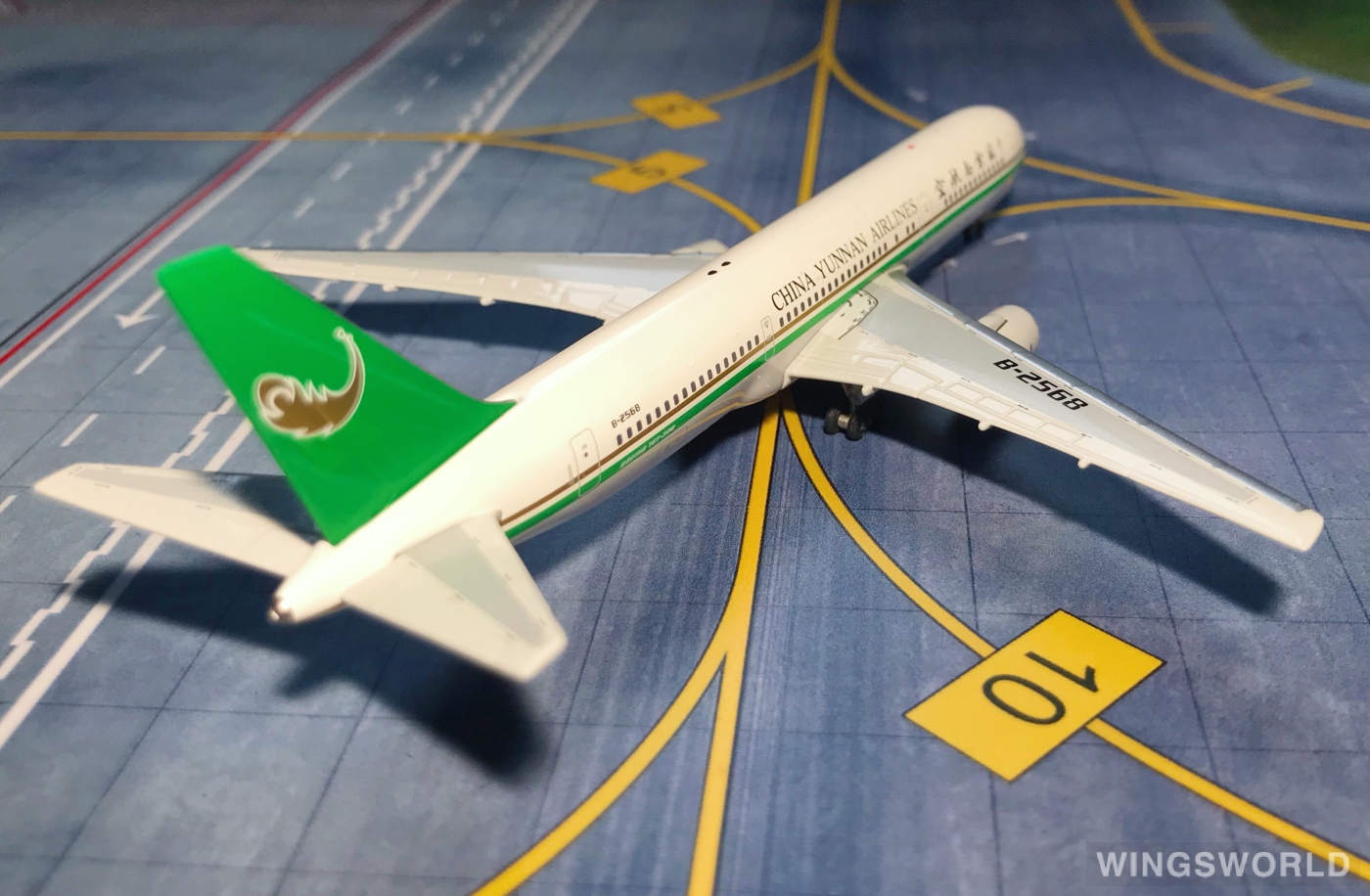 AeroClassics 1:400 Boeing 767-300 China Yunnan Airlines 中国云南航空 AC18116 ...