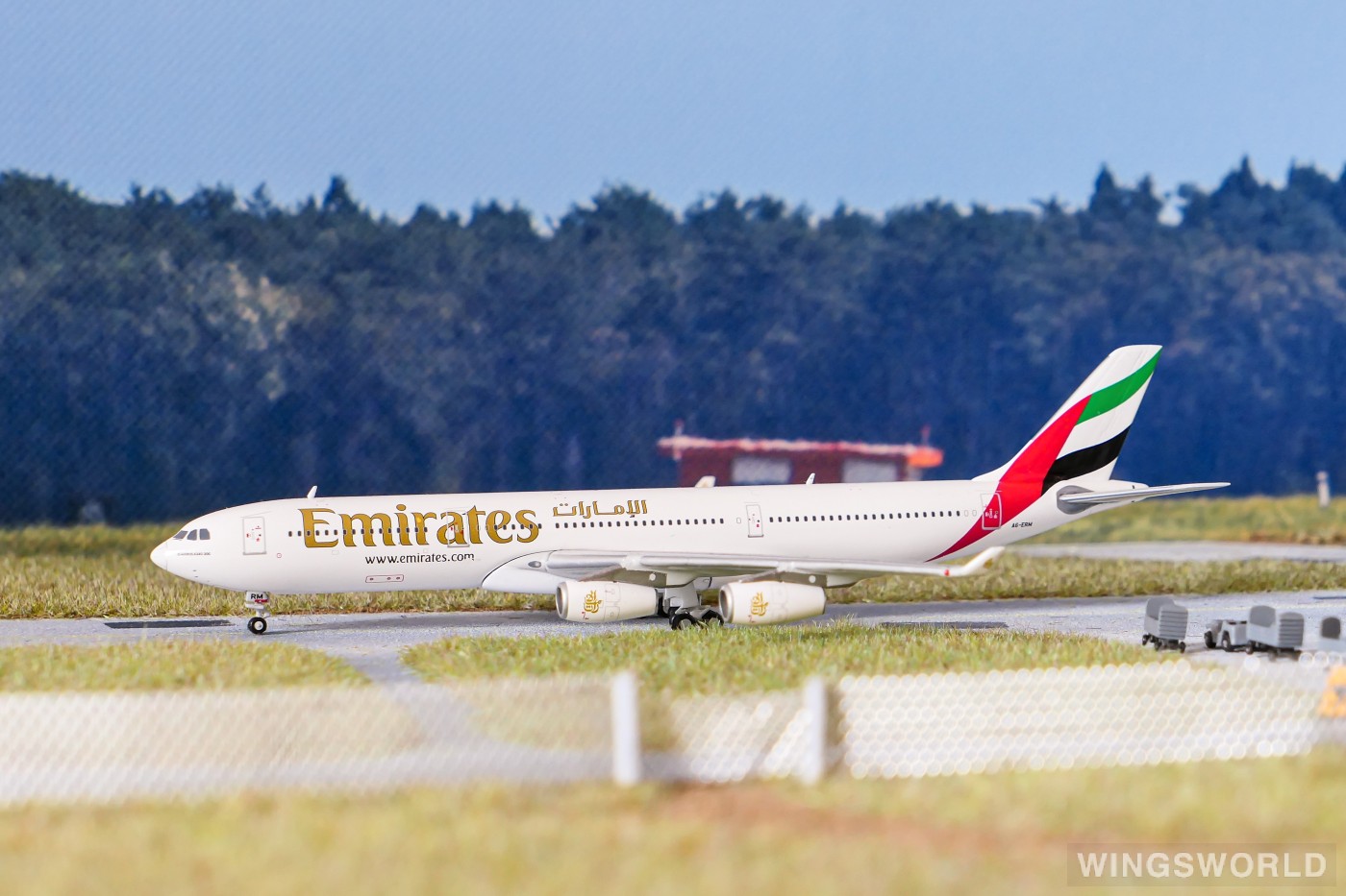Geminijets 1:400 Airbus A340-300 Emirates 阿联酋航空 GJUAE1284 A6-ERM 2000s ...
