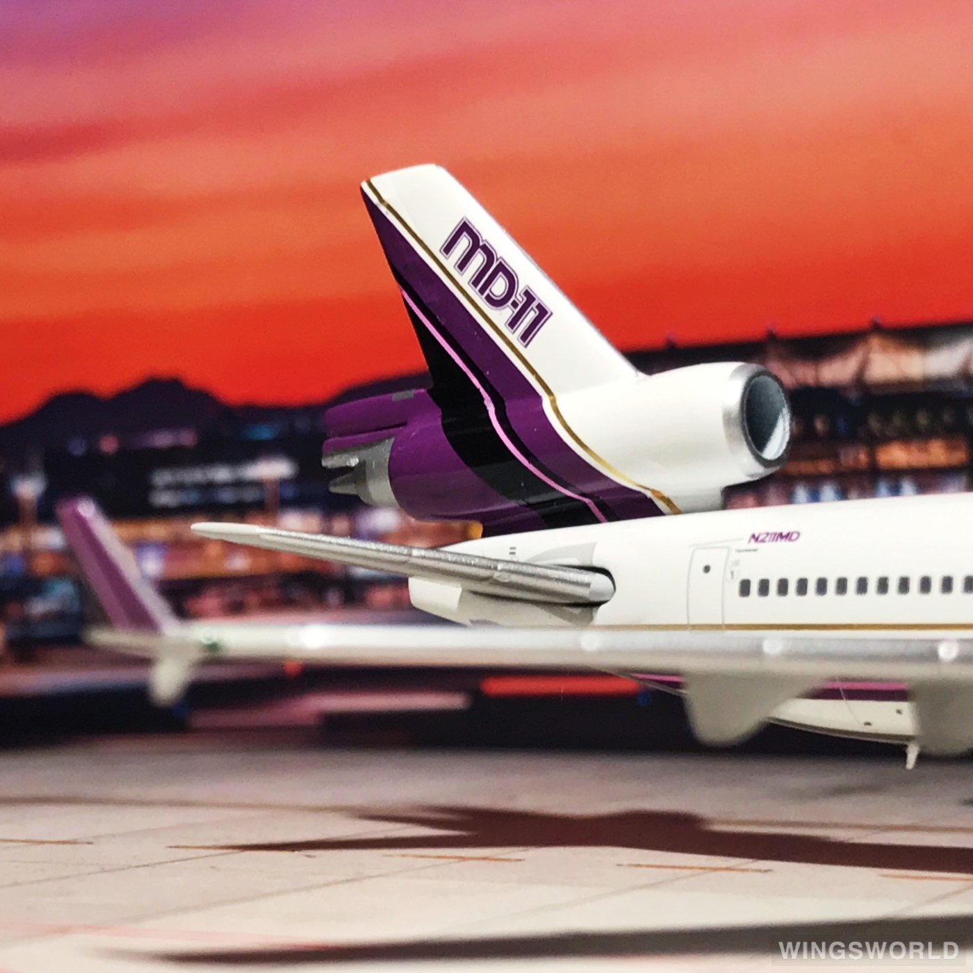 JC Wings 1:400 McDonnell Douglas MD-11 McDonnell Douglas 麦道公司 LH4076 ...