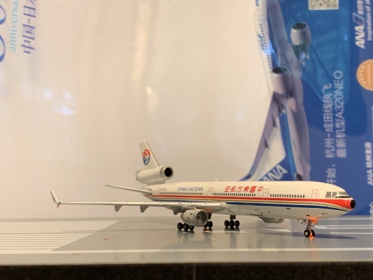 JC Wings 1:400 McDonnell Douglas MD-11 China Eastern 中国东方航空 XX4049 B ...