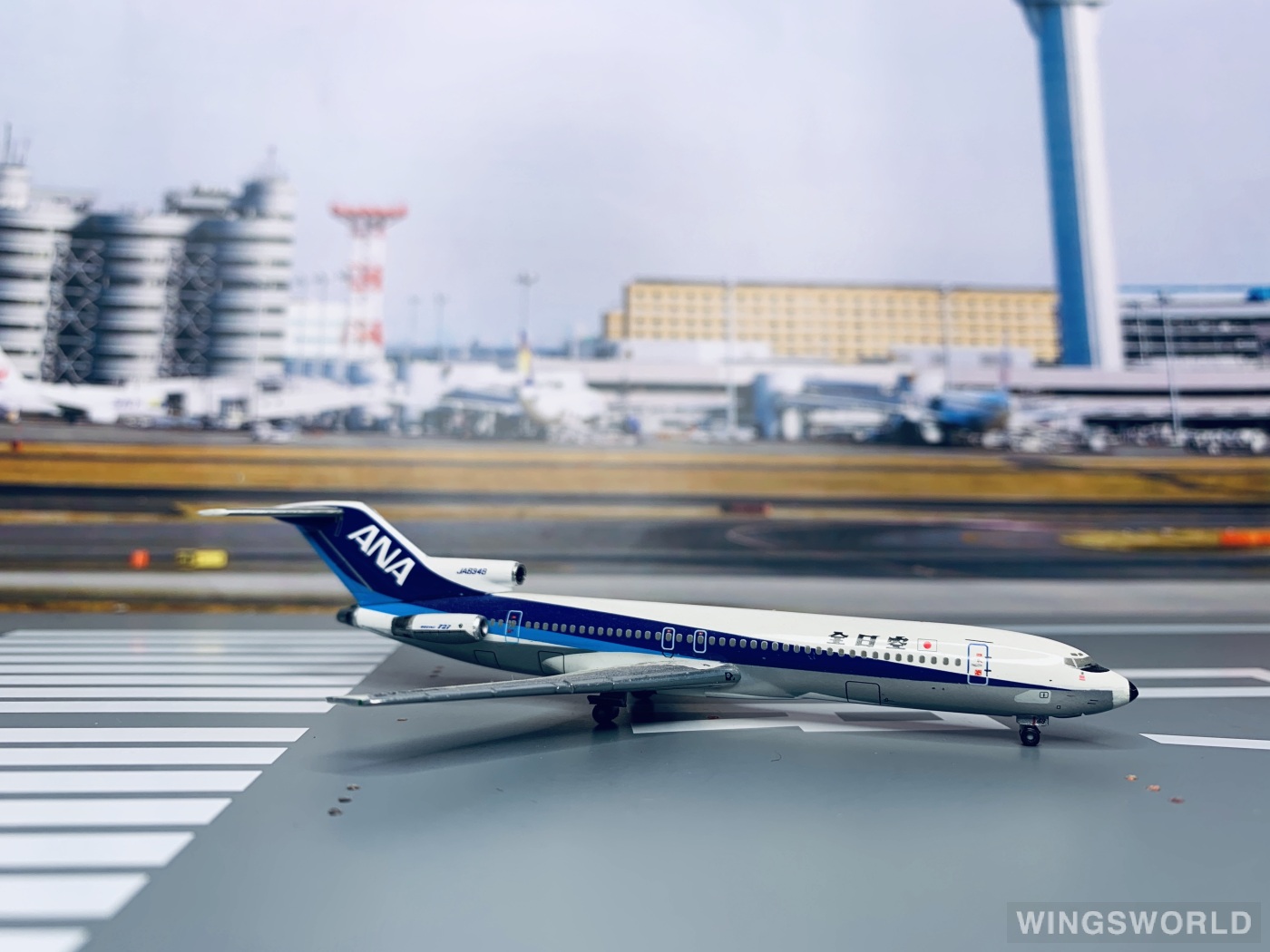 Hogan 1:400 Boeing 727-200 ANA 全日空 NH40055 JA8348 汉字的照片 作者:JohnnyTS - 飞机模型世界资料库