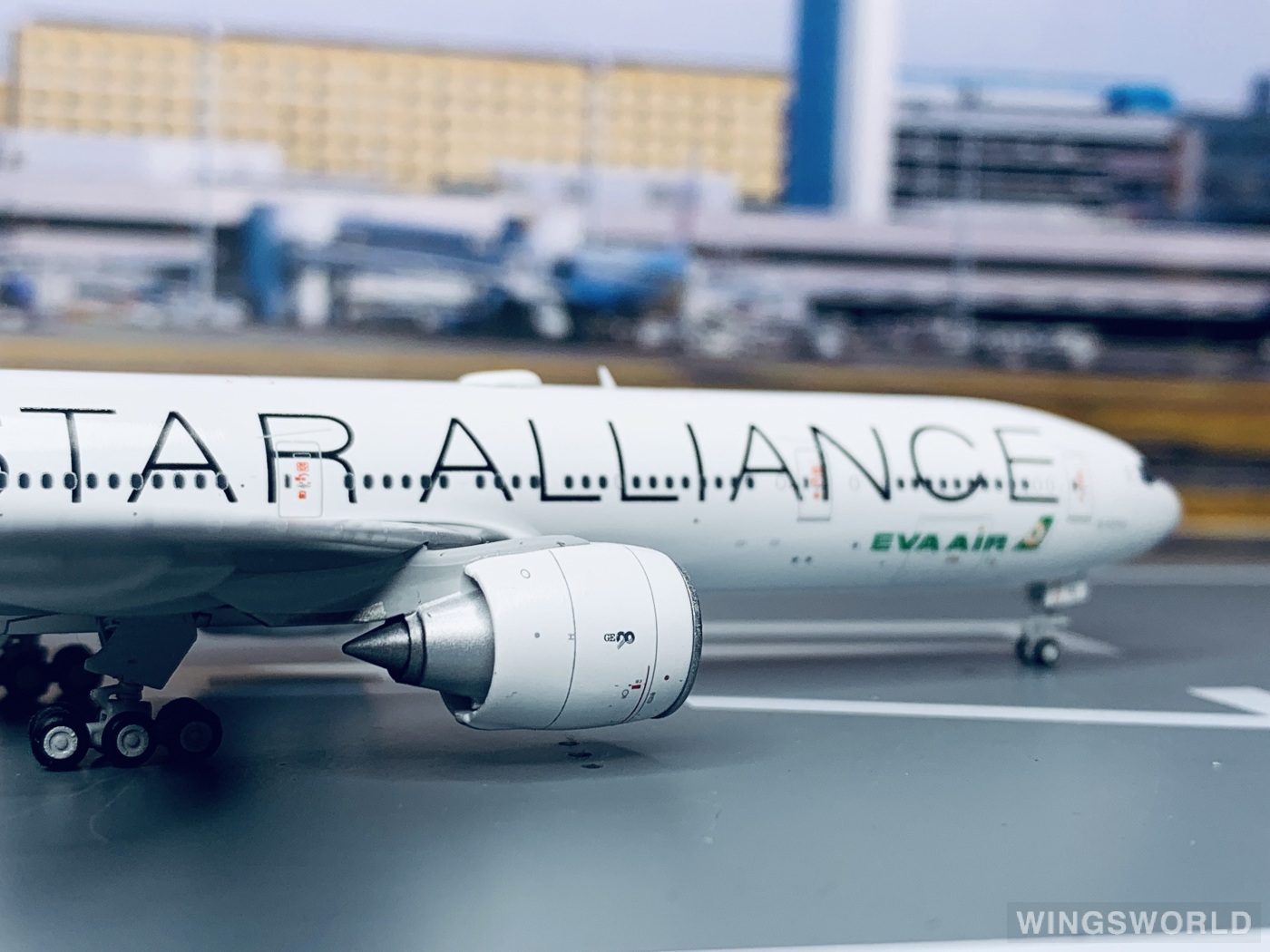 Dream Air 1:400 Boeing 777-300 EVA Air 长荣航空 DAEVA715 B-16715 星空联盟涂装的照片 ...