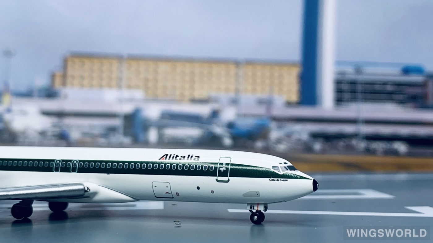 AeroClassics 1:400 Boeing 727-200 Alitalia 意大利航空 ACIDIRI I-DIRI 的照片 作者:JohnnyTS - 飞机模型世界资料库