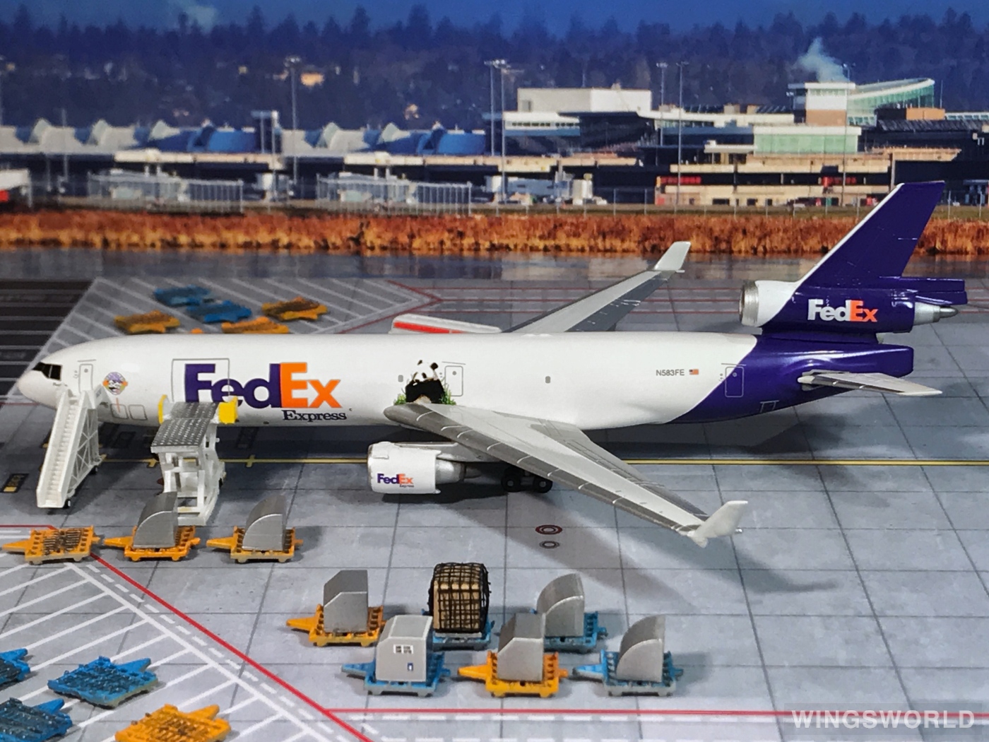 Dragon Models 1:400 McDonnell Douglas MD-11 FedEx 联邦快递 55283 N583FE 小熊猫 ...