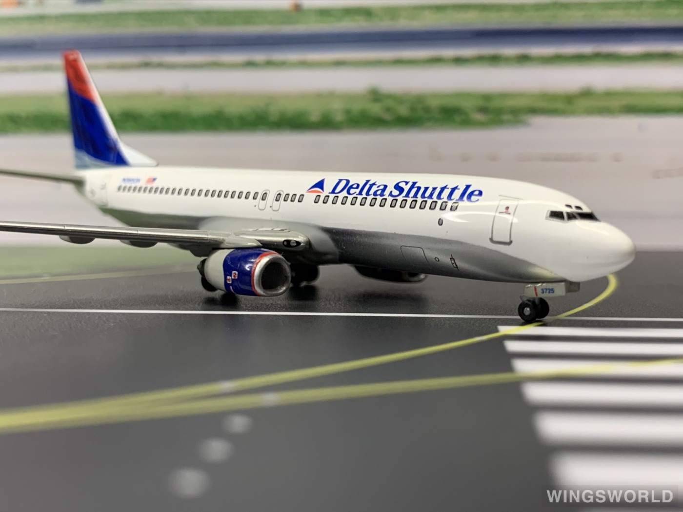 Dragon Models 1:400 Boeing 737-800 Delta Shuttle 达美快线航空 55246 N395DN ...