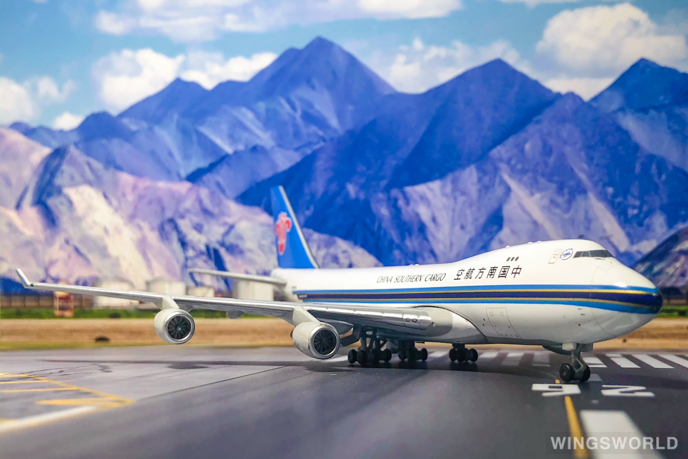 Magic 1:400 Boeing 747-400 China Southern 中国南方航空 MGN6018N N6018N 的照片 作者 ...