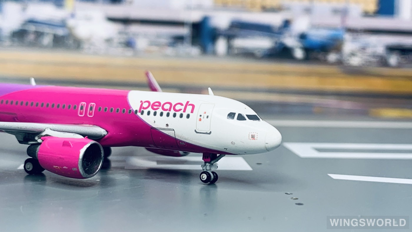 Geminijets 1:400 Airbus A320 Peach Aviation 乐桃航空 MM40006 JA824P 的照片 作者:JohnnyTS - 飞机模型世界资料库