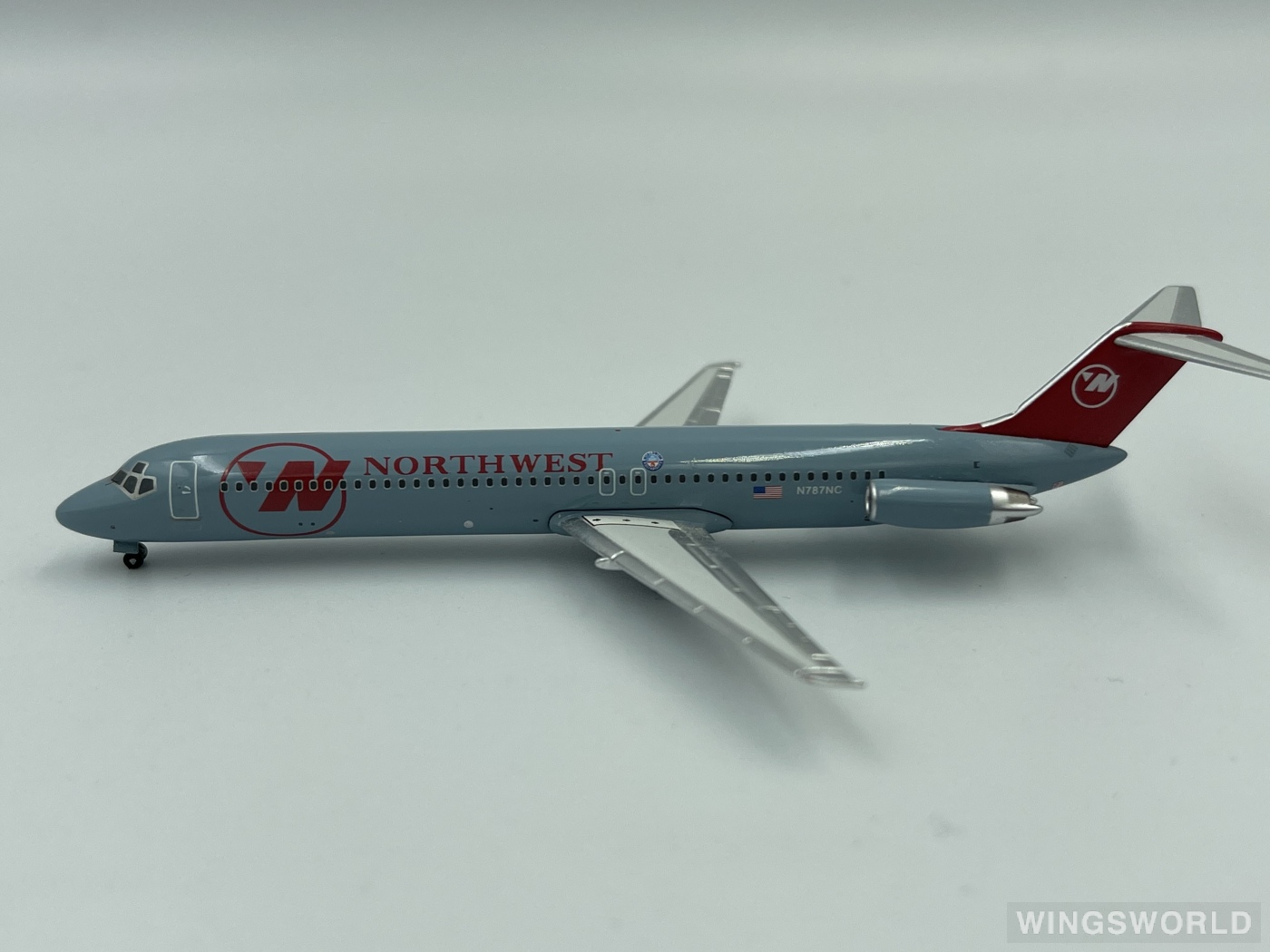 AeroClassics 1:400 McDonnell Douglas DC-9 Northwest Airlines 美国西北航空 ACN787NC N787NC Late 1980s ...