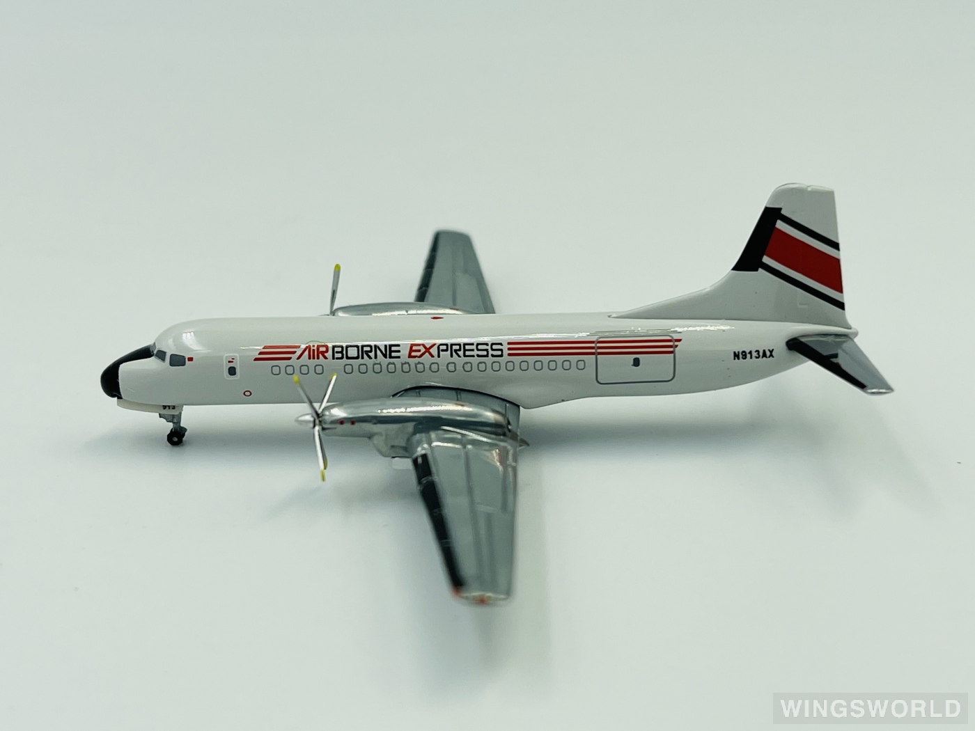 Geminijets 1:400 NAMC YS-11 Airborne Express GJABX512 N913AX 的照片 作者:古先生 - 飞机模型世界资料库