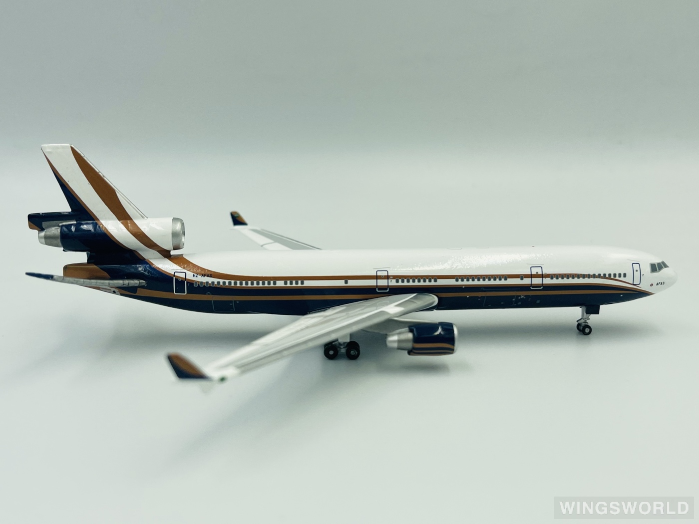 Phoenix 1:400 McDonnell Douglas MD-11 Saudia 沙特阿拉伯航空 PH10250 HZ-AFAS 的 ...