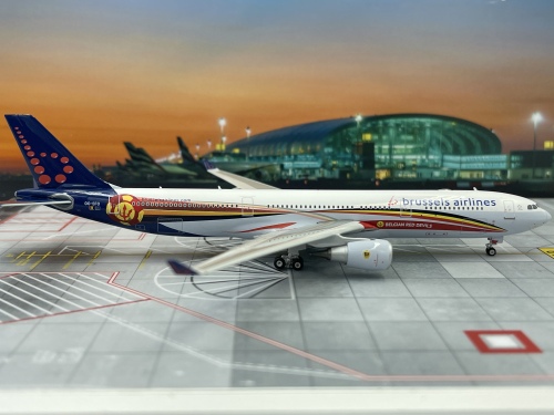 Dream Air 1:400 Boeing 777-300 EVA Air 长荣航空 DAEVA715 B-16715 星空联盟涂装图片和 ...