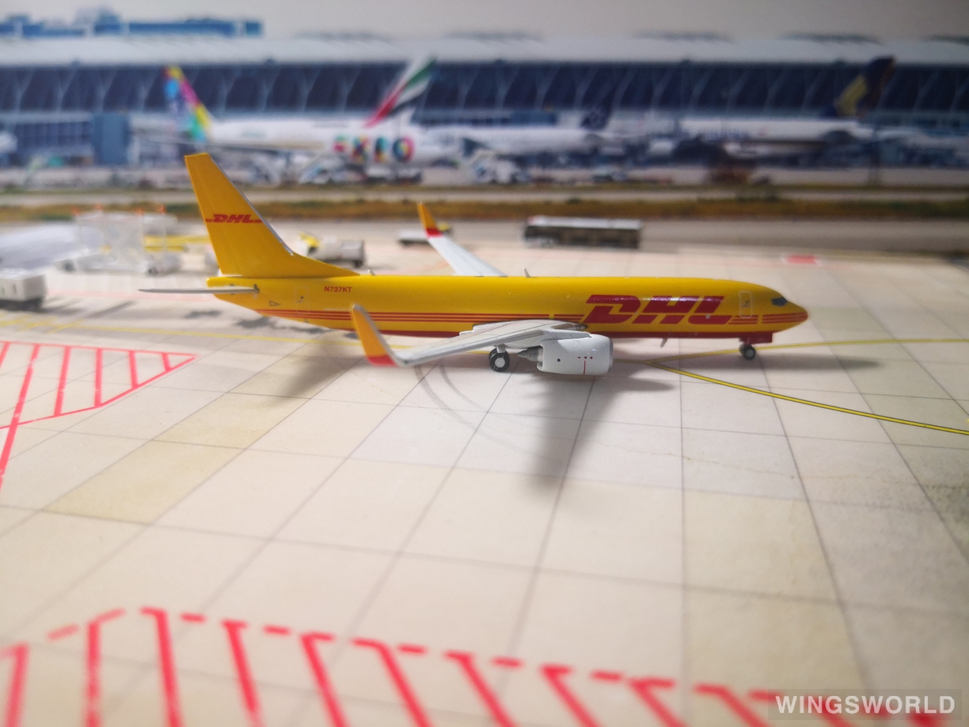 Geminijets 1:400 Boeing 737-800 DHL 敦豪 GJDHL1948 N737KT 的照片 作者:Kot Hoi ...