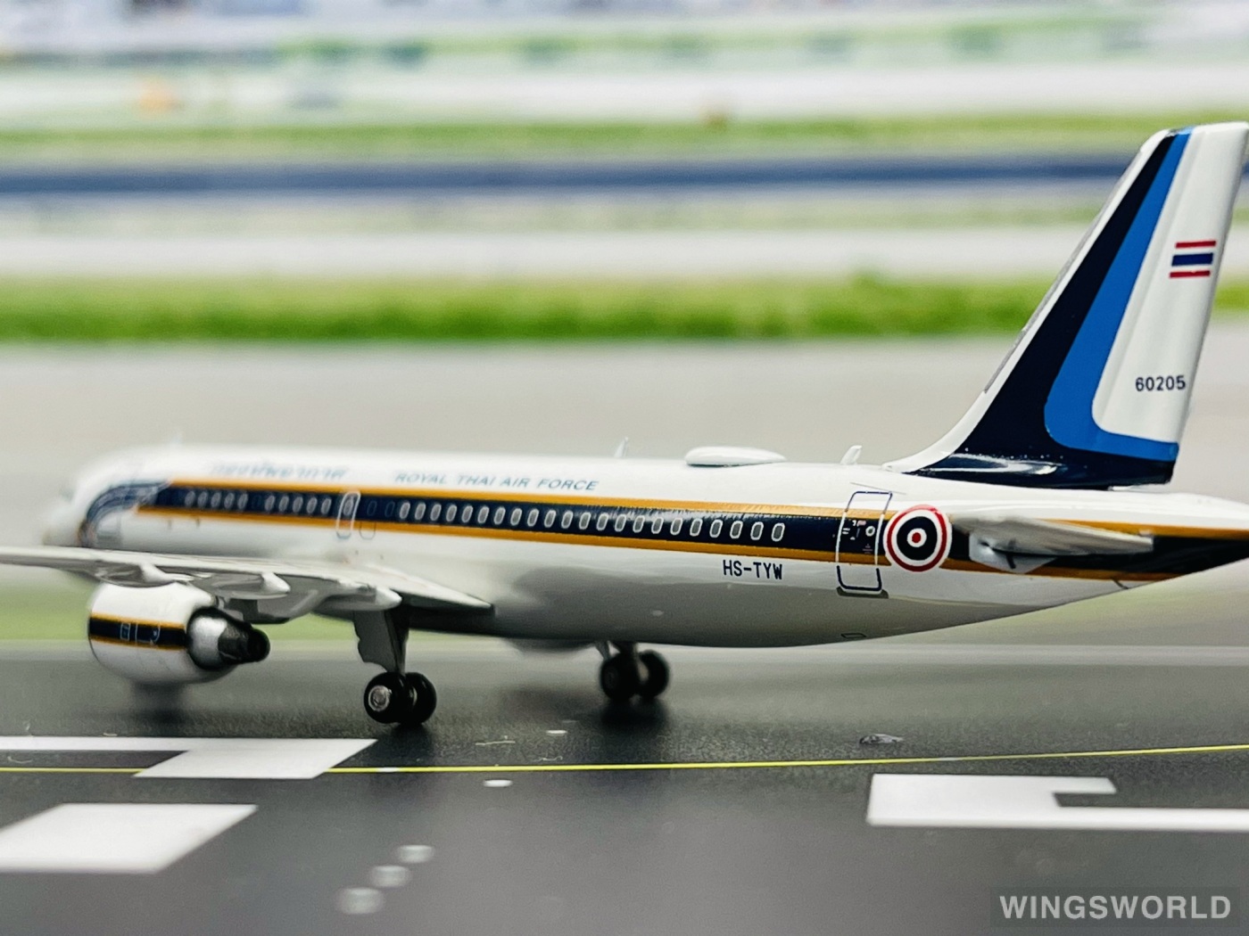 Phoenix 1:400 Airbus A320 RTAF 泰国皇家空军 PH11686 HS-TYW 的照片 作者:古先生 - 飞机模型世界资料库