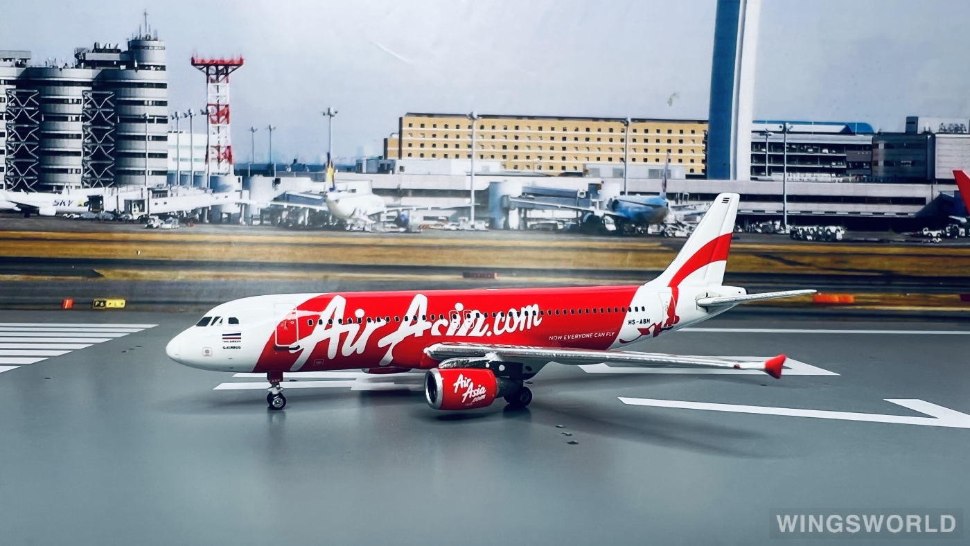 Phoenix 1:400 Airbus A320 AirAsia 亚洲航空 PH10609 HS-ABH 的照片 作者:JohnnyTS ...