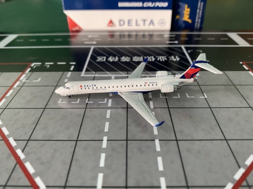 GJDAL2032 Delta Air Lines 达美航空 Bombardier CRJ700 N391CA Geminijets 1: ...