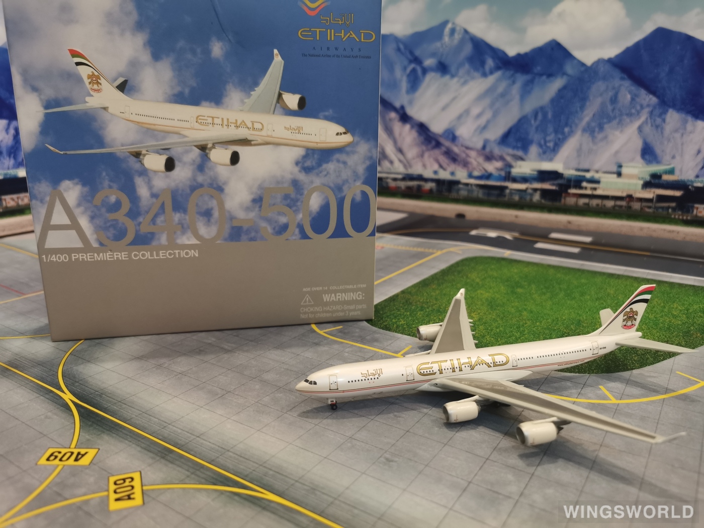 Dragon Models 1:400 Airbus A340-500 Etihad Airways 阿提哈德航空 55981 A6-EHA 2004s colors.的照片 作者 ...