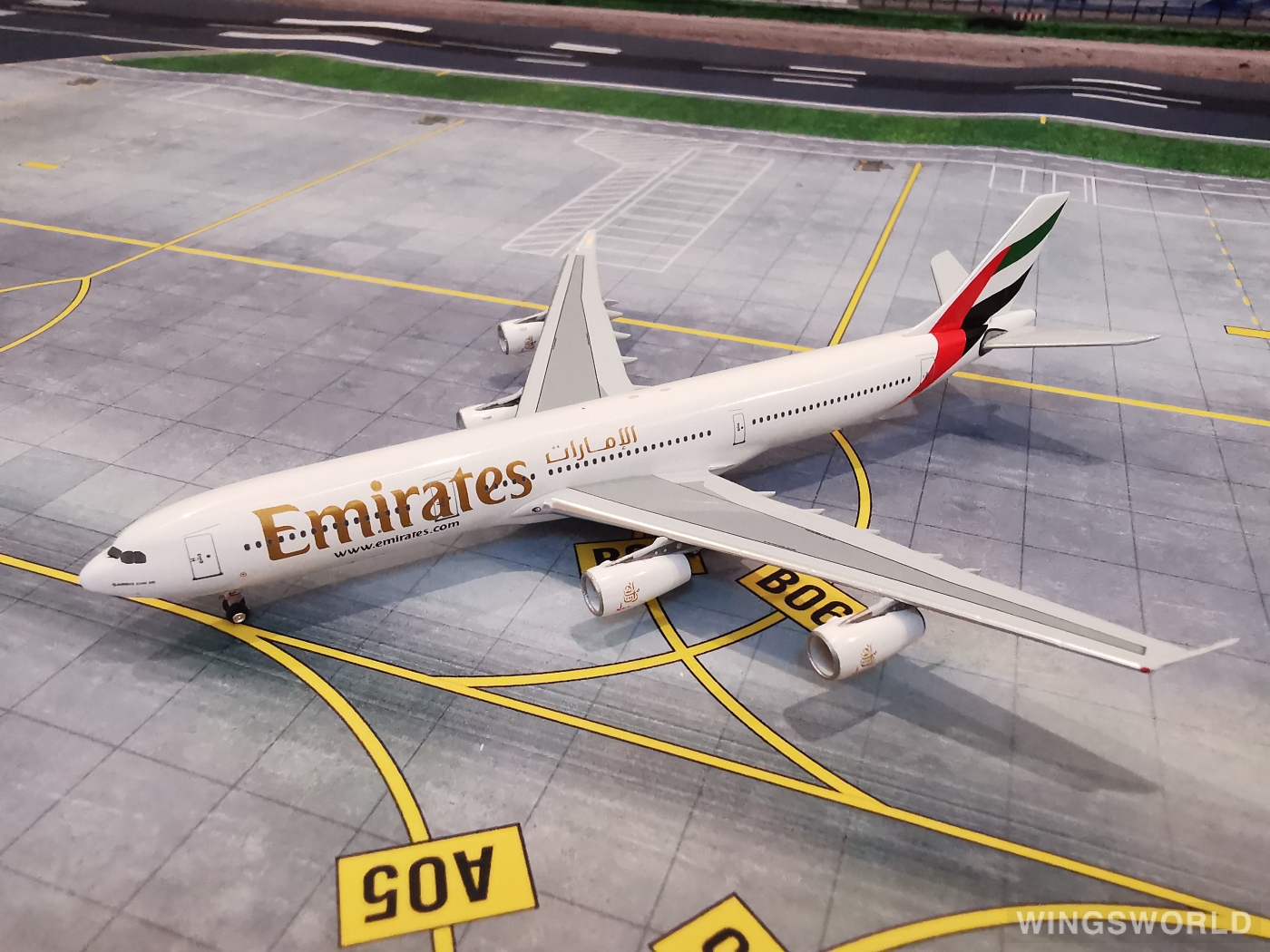 AeroClassics 1:400 Airbus A340-300 Emirates 阿联酋航空 AC4A6ERP A6-ERP 2000s ...