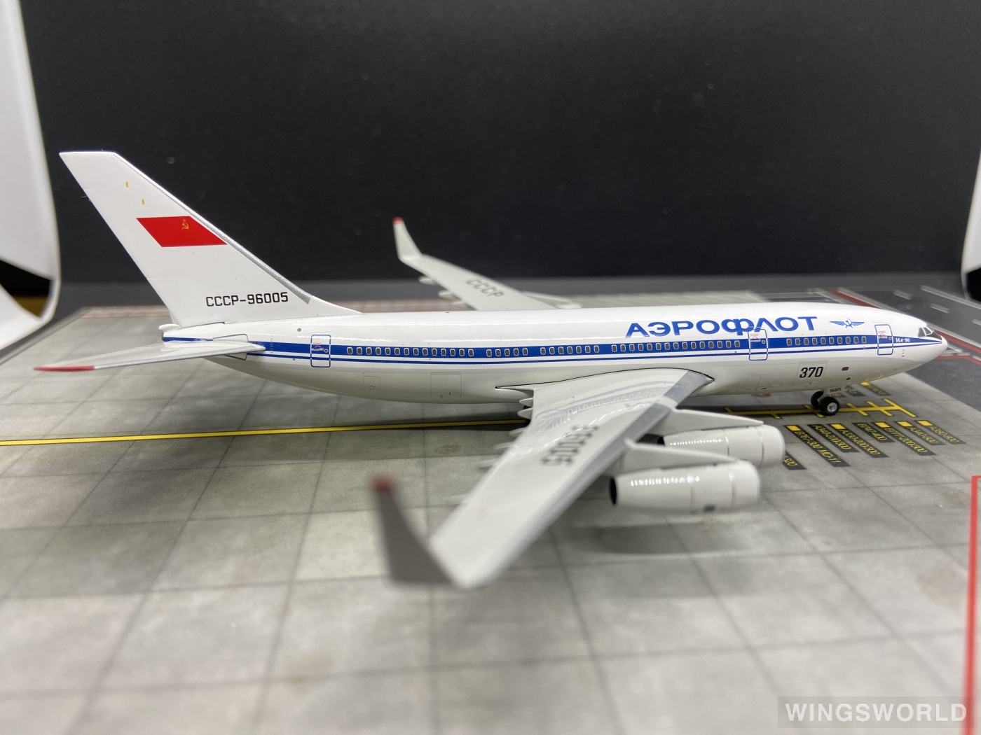 Phoenix 1:400 Ilyushin Il-96 Aeroflot 俄罗斯航空 PH10666 CCCP-96005 的照片 作者:图 ...
