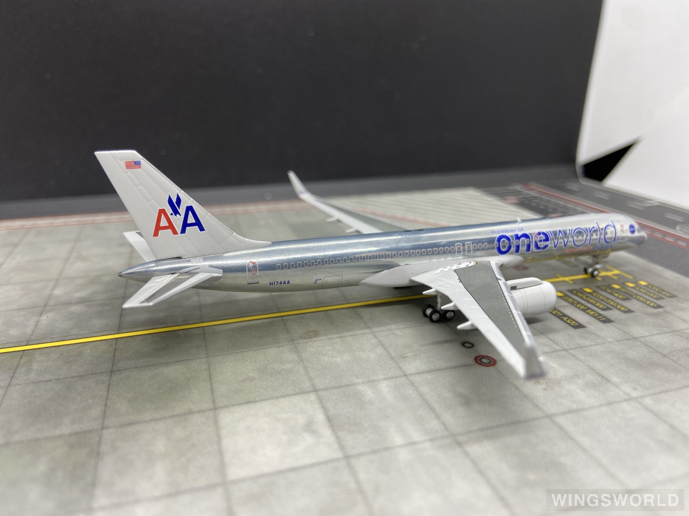 NG models 1:400 Boeing 757-200 American Airlines 美国航空 NG53178 N174AA 寰宇 ...