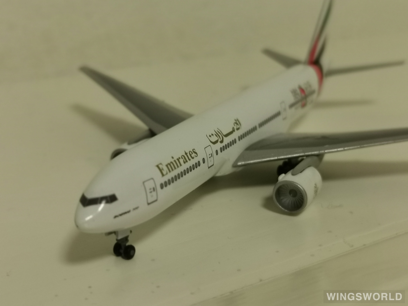 Dragon Models 1:400 Boeing 777-200 Emirates 阿联酋航空 55113 A6-EMF 1990s ...