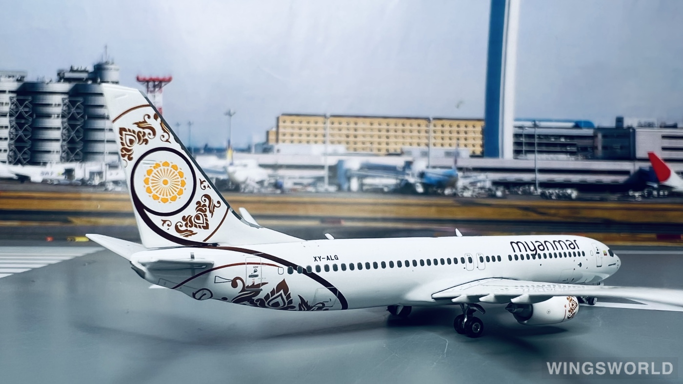 Phoenix 1:400 Boeing 737-800 Myanmar National Airlines 缅甸国家航空 PH11589 ...