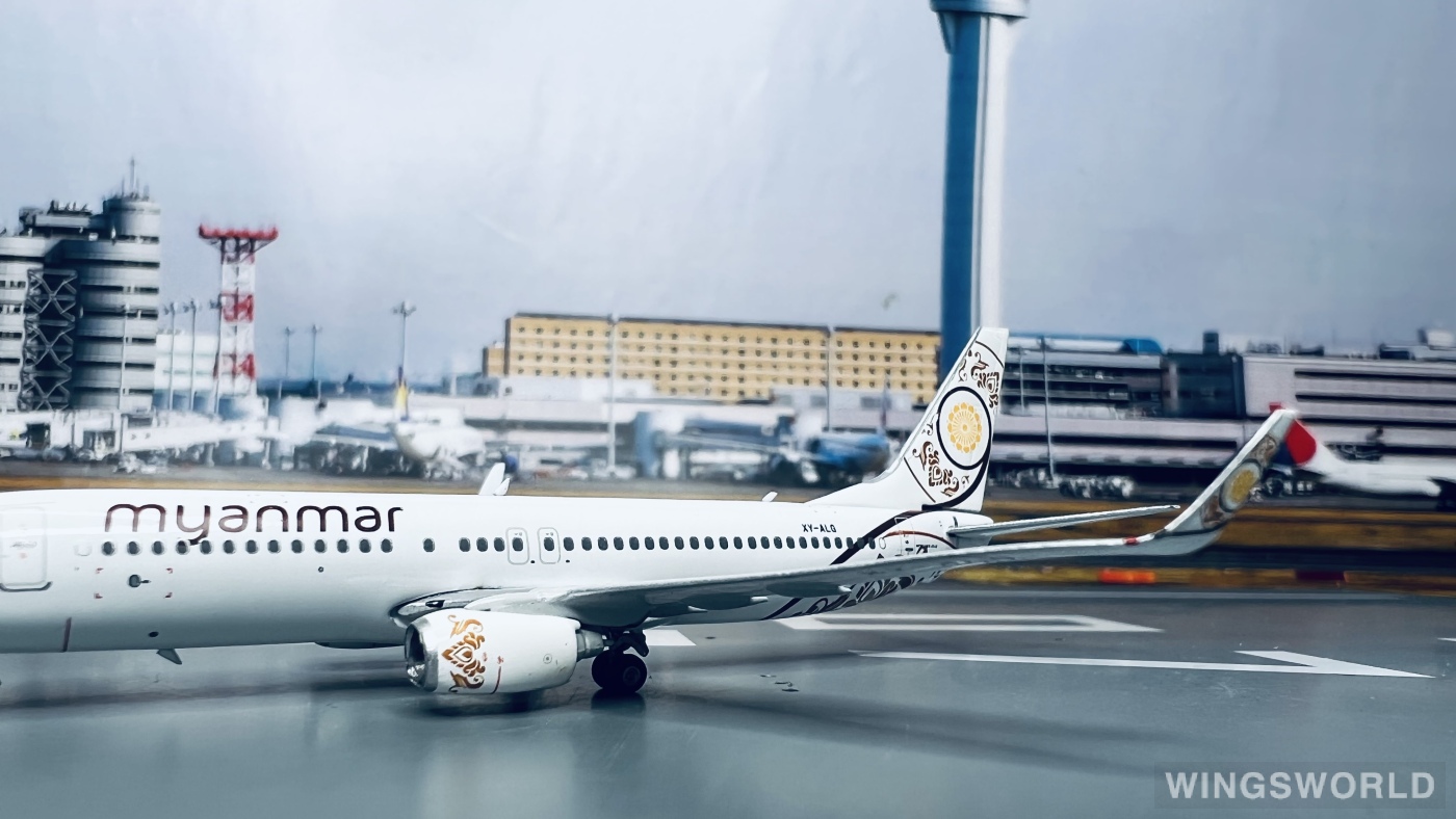 Phoenix 1:400 Boeing 737-800 Myanmar National Airlines 缅甸国家航空 PH11589 ...