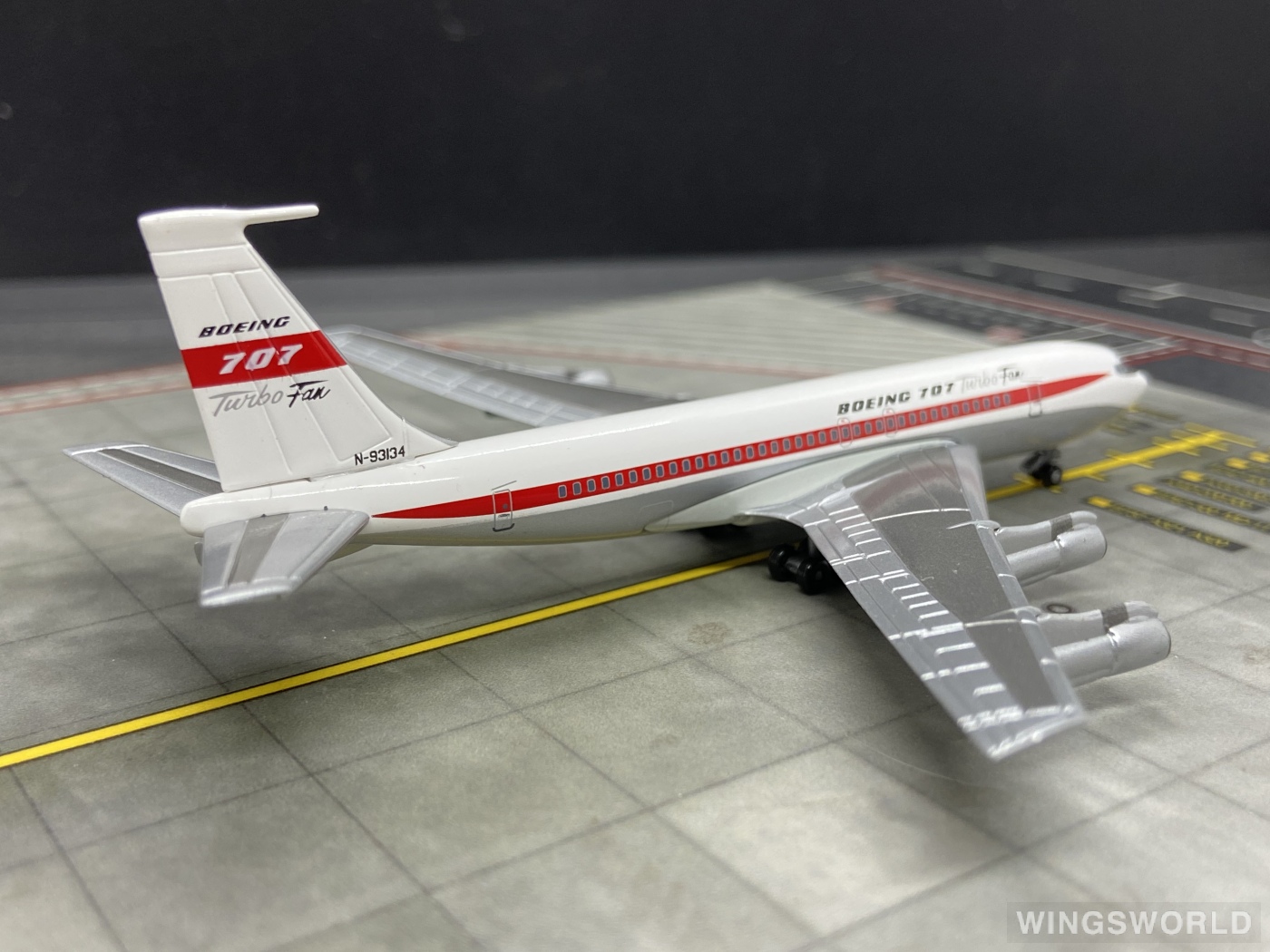 Dragon Models 1:400 Boeing 707-100 Boeing 波音公司 55707 N93134 的照片 作者:图波列夫 ...