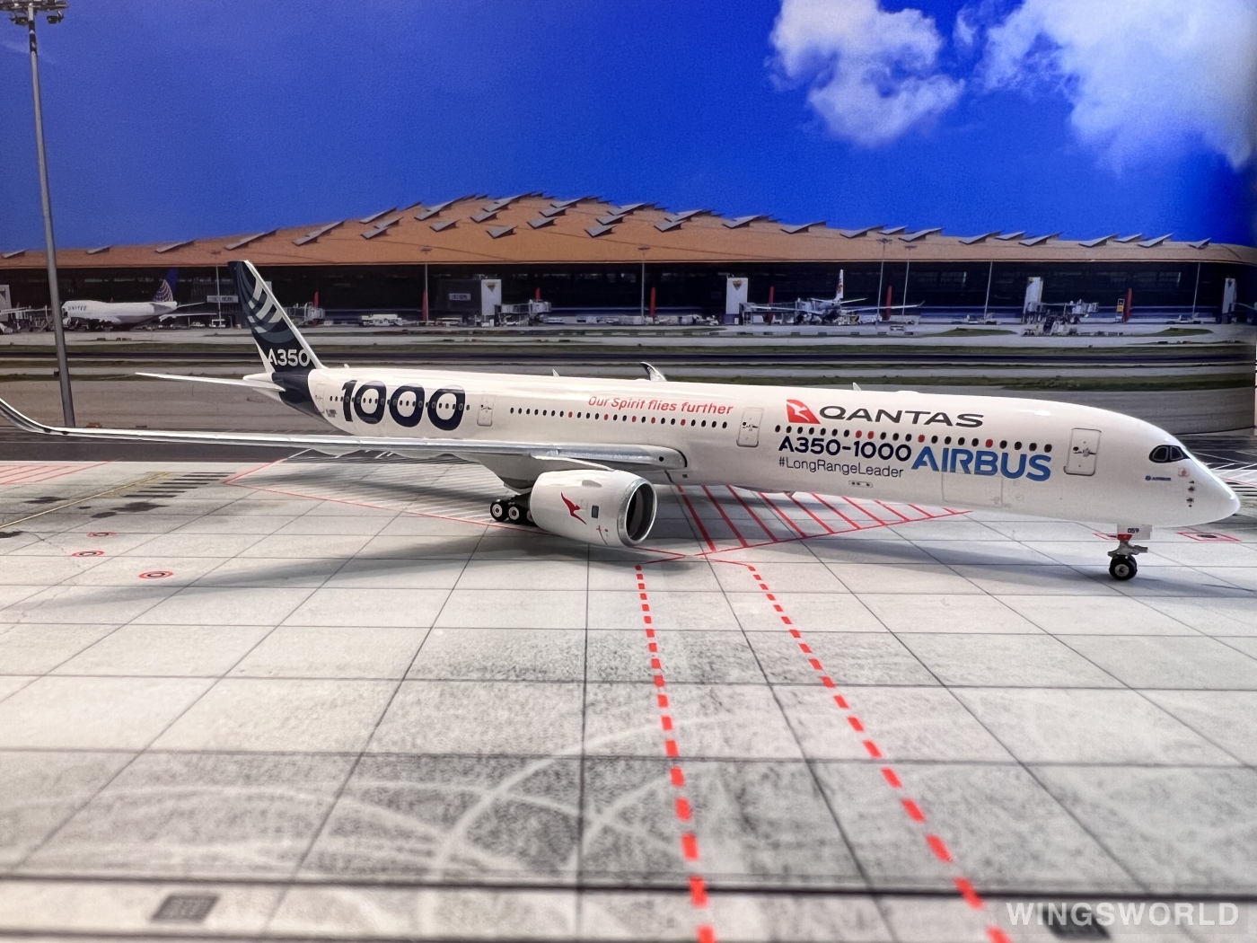 Phoenix 1:400 Airbus A350-1000 Airbus 空中客车 PH04448 F-WMIL 的照片 作者:周比尔 ...
