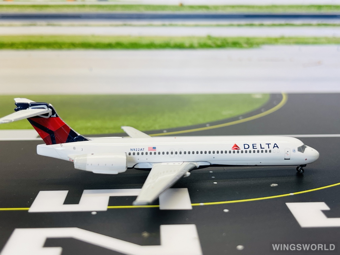 Geminijets 1:400 Boeing 717 Delta Air Lines 达美航空 GJDAL1585 N922AT 2007s ...