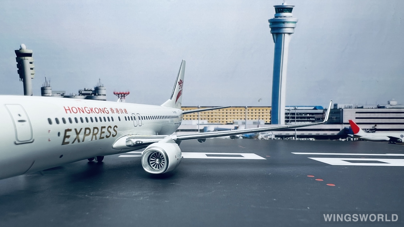 Blue box 1:200 Boeing 737-800 HK Express 香港快运航空 BBOX73802 B-KBR 的照片 作者 ...