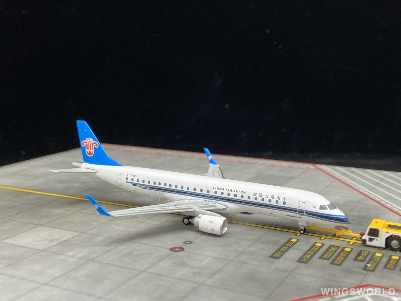 Geminijets 1:400 Embraer ERJ-190 China Southern 中国南方航空 GJCSN1522 B-3148 ...