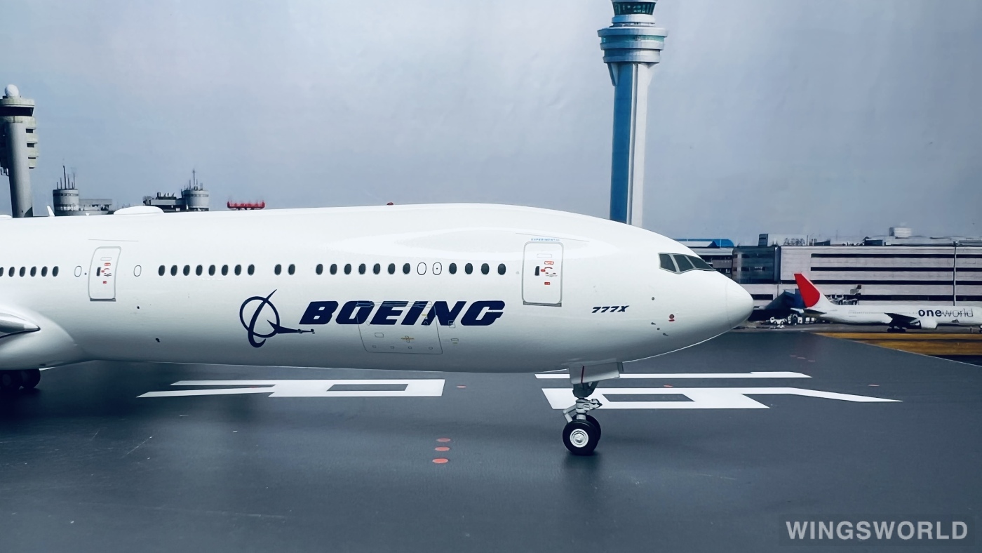 JC Wings 1:200 Boeing 777-9 Boeing 波音公司 LH2264 N779XY 三号机 可折叠翼尖的照片 作者:B ...