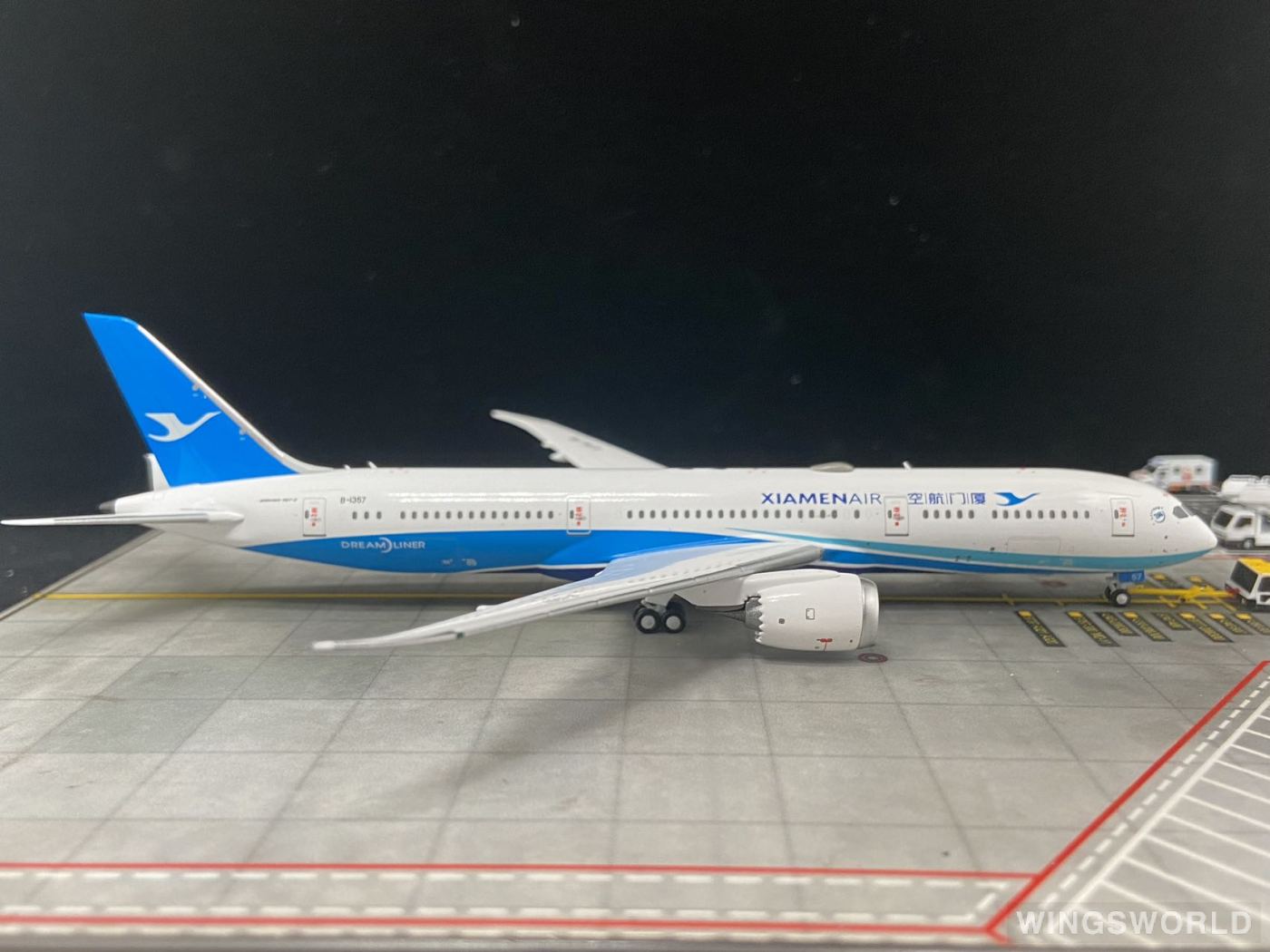 NG models 1:400 Boeing 787-9 XiamenAir 厦门航空 NG55072 B-1566 的照片 作者:图波列夫 ...