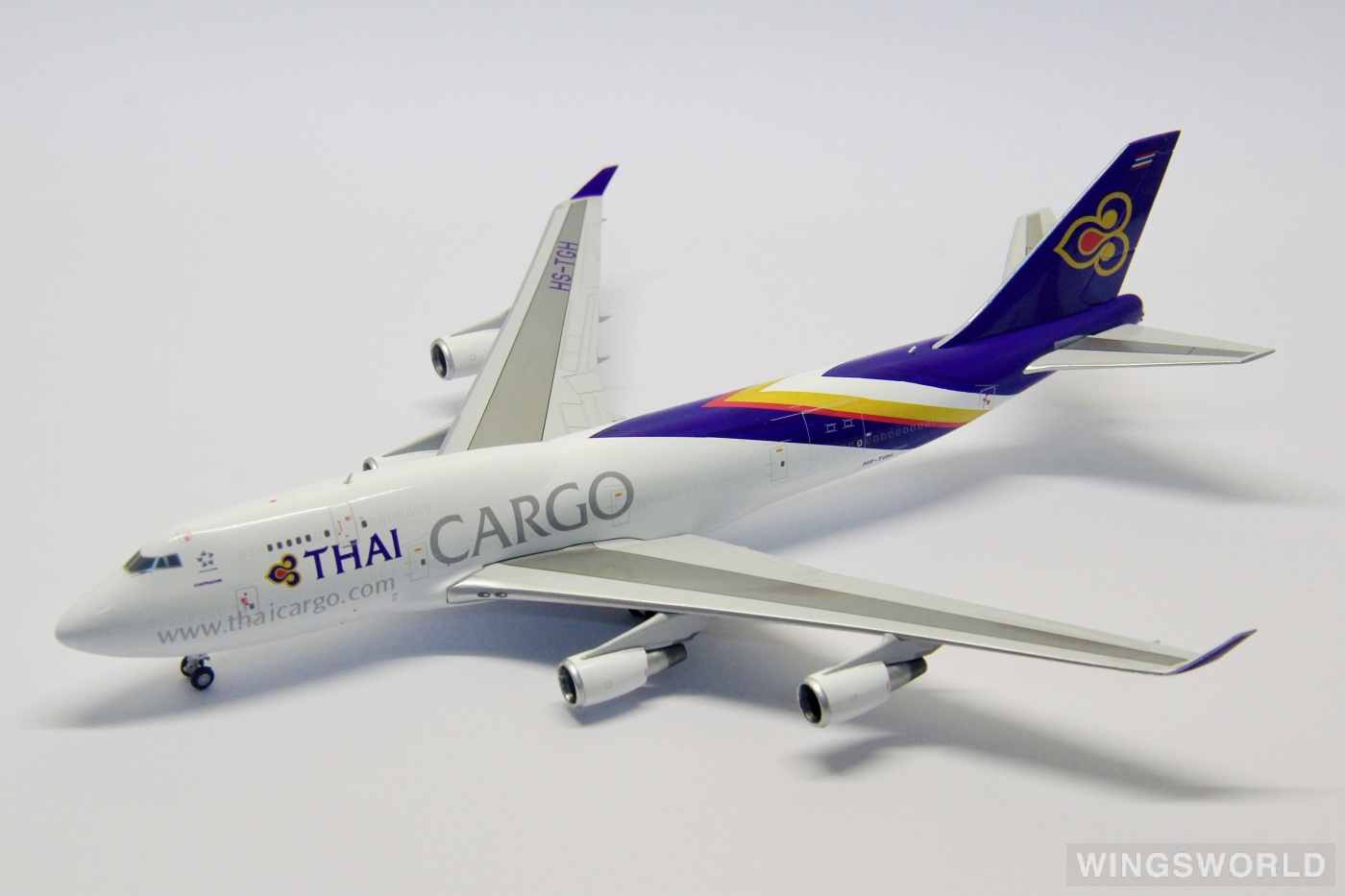JC Wings 1:400 Boeing 747-400 Thai Airways 泰国国际航空 XX40016 HS-TGH 货机的照片 作者:环甲正中韧带 - 飞机模型世界资料库