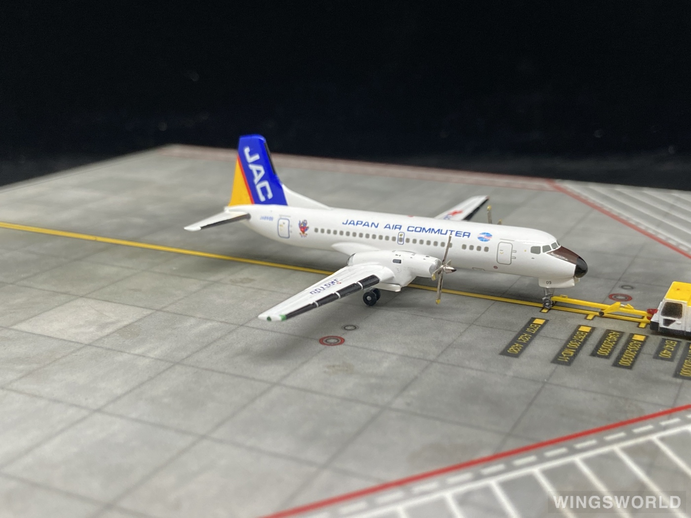 Geminijets 1:400 NAMC YS-11 Japan Air Commuter GJJAC508 JA8768 的照片 作者:图 ...