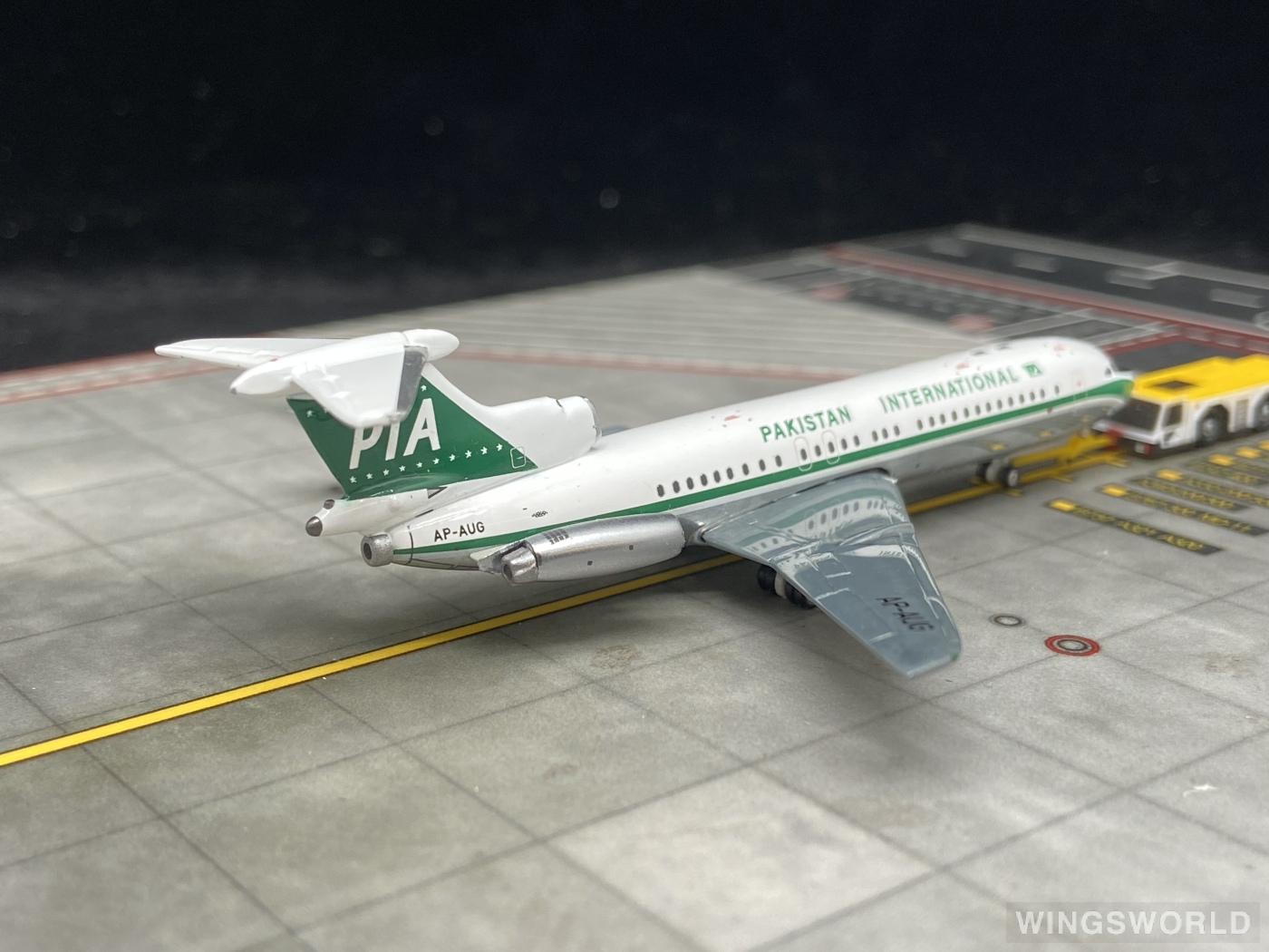 Geminijets 1:400 Hawker Siddeley Trident PIA 巴基斯坦航空 GJPIA768 AP-AUG 的照片 ...