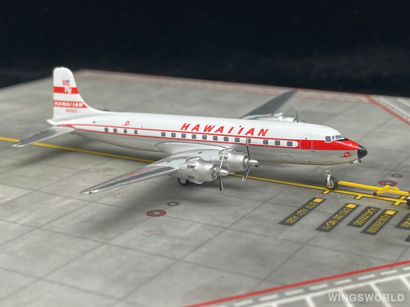 Geminijets 1:400 Douglas DC-6 Hawaiian Airlines 夏威夷航空 GJHAL986 N6260C 的照片 作者:图波列夫飞行大队 - 飞机模型世界资料库