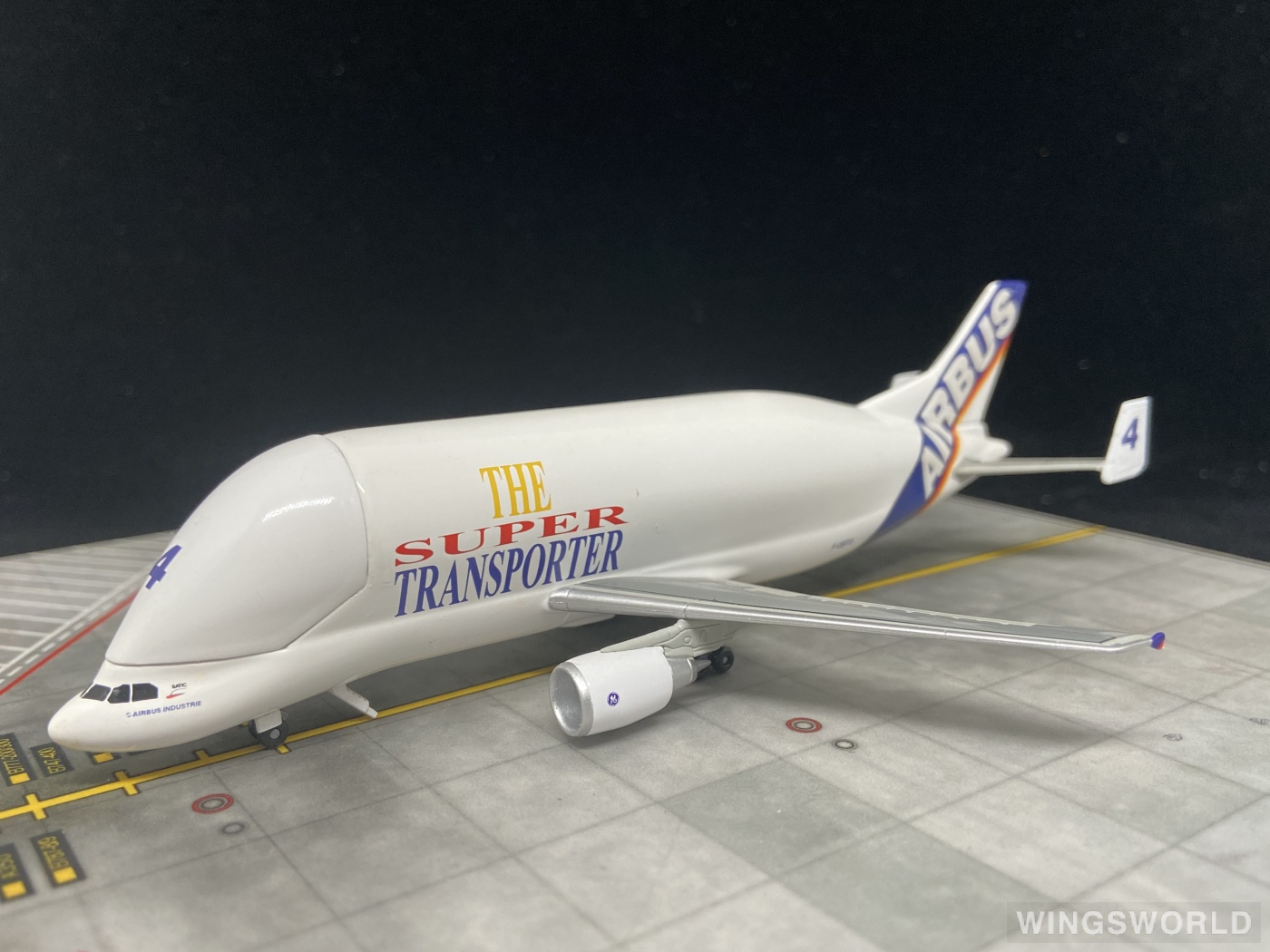 Dragon Models 1:400 Airbus A300-600ST Airbus 空中客车 55202 F-GSTD 白鲸的照片 作者 ...