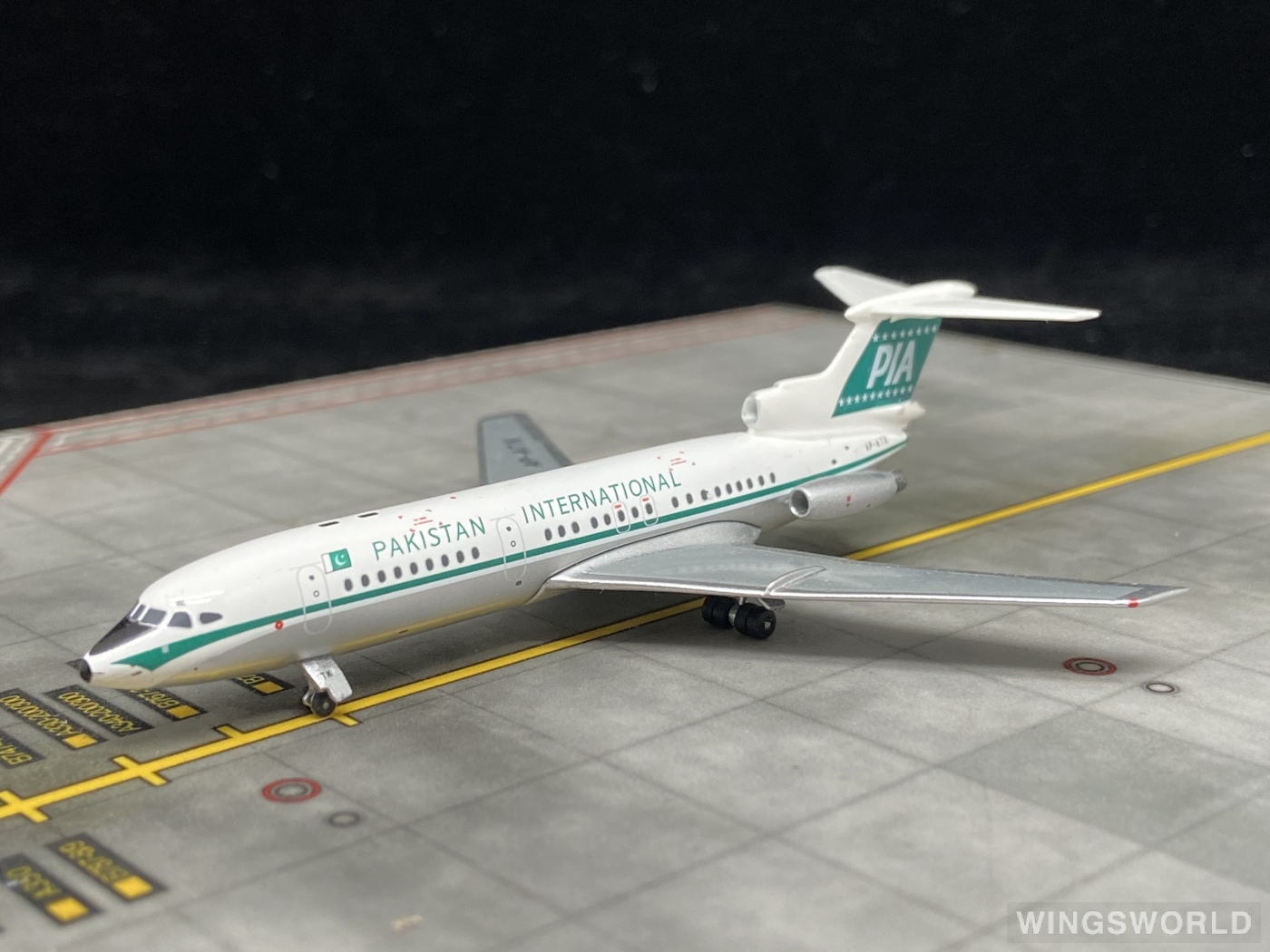 AeroClassics 1:400 Hawker Siddeley Trident PIA 巴基斯坦航空 ACAPATK AP-ATK 的 ...