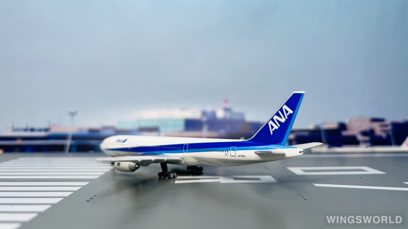 Hogan 1:500 Boeing 777-200 ANA 全日空 NH50017 JA702A 的照片 作者:JohnnyTS - 飞机模型世界资料库